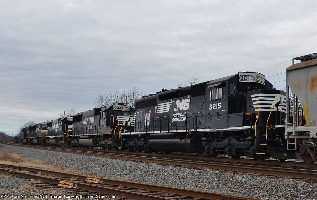 NS 3215 is the NS NMRA unit.